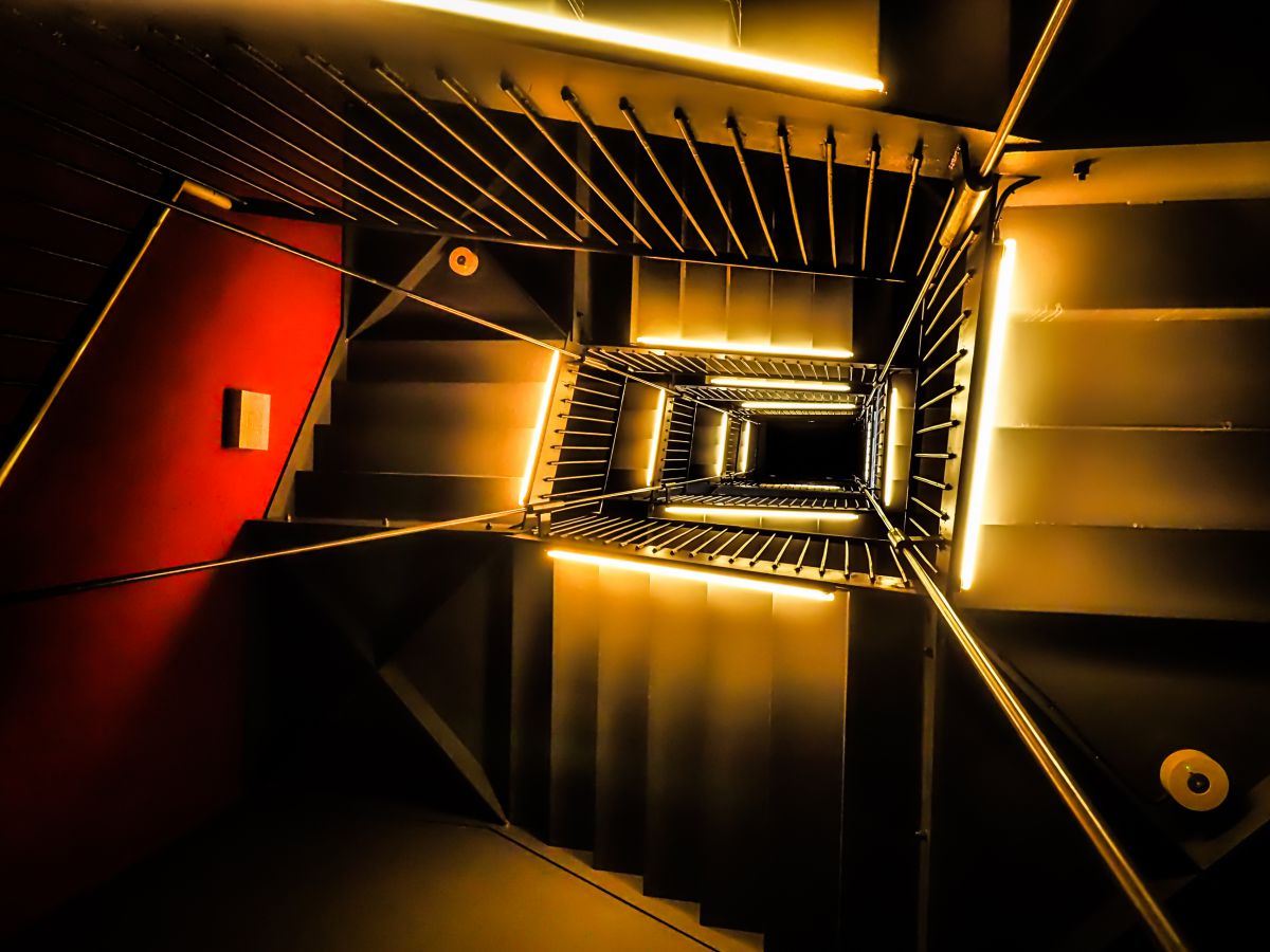 up or down. | GANREF