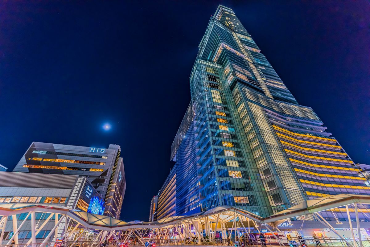 Osaka Night | GANREF