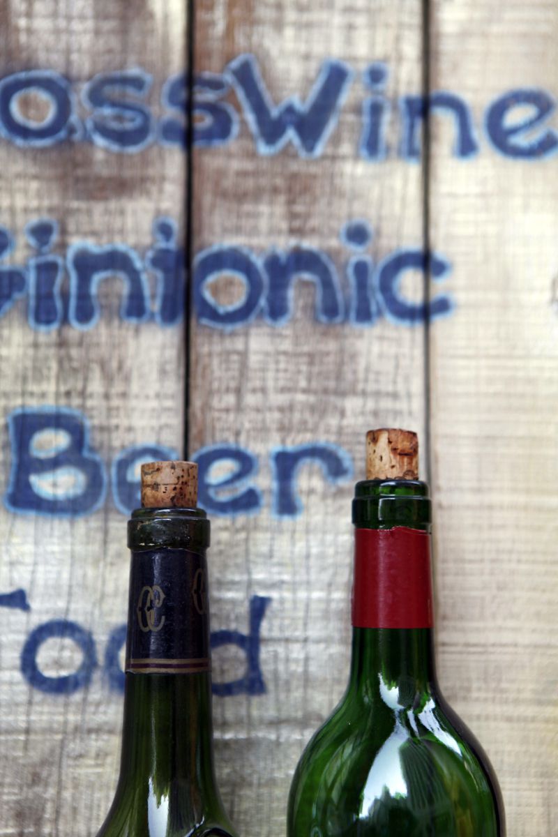 Two Bottles | GANREF