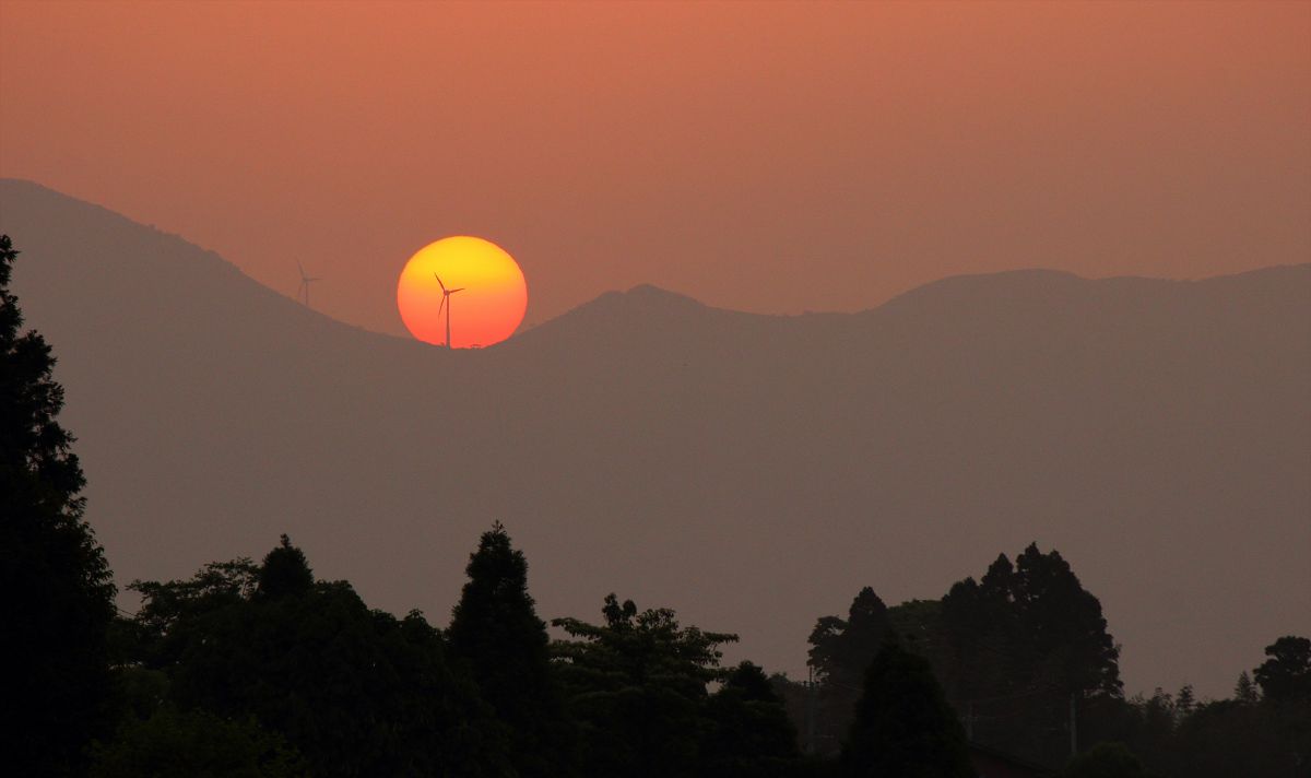 風車 in the sun | GANREF