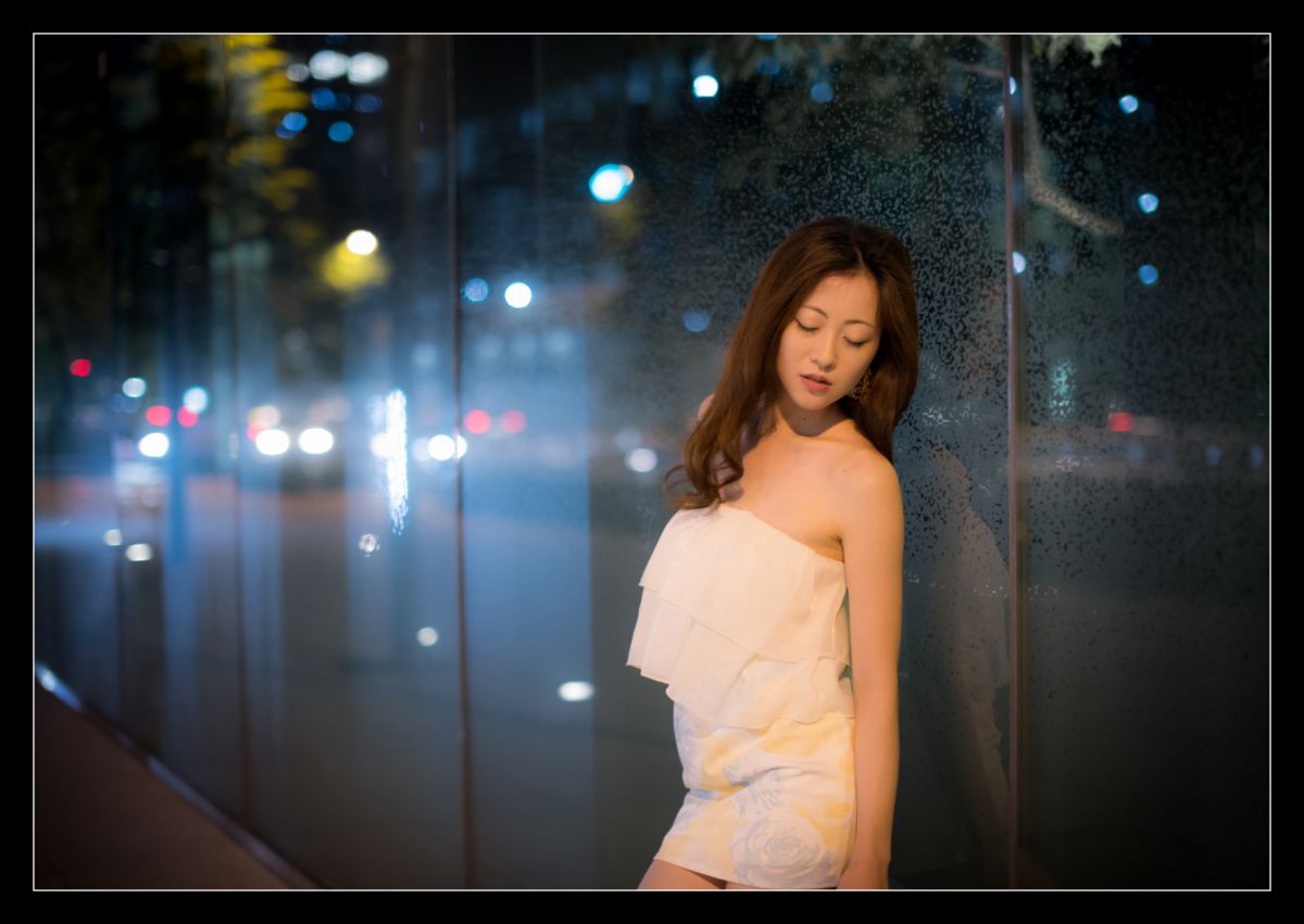 on the street corner | GANREF