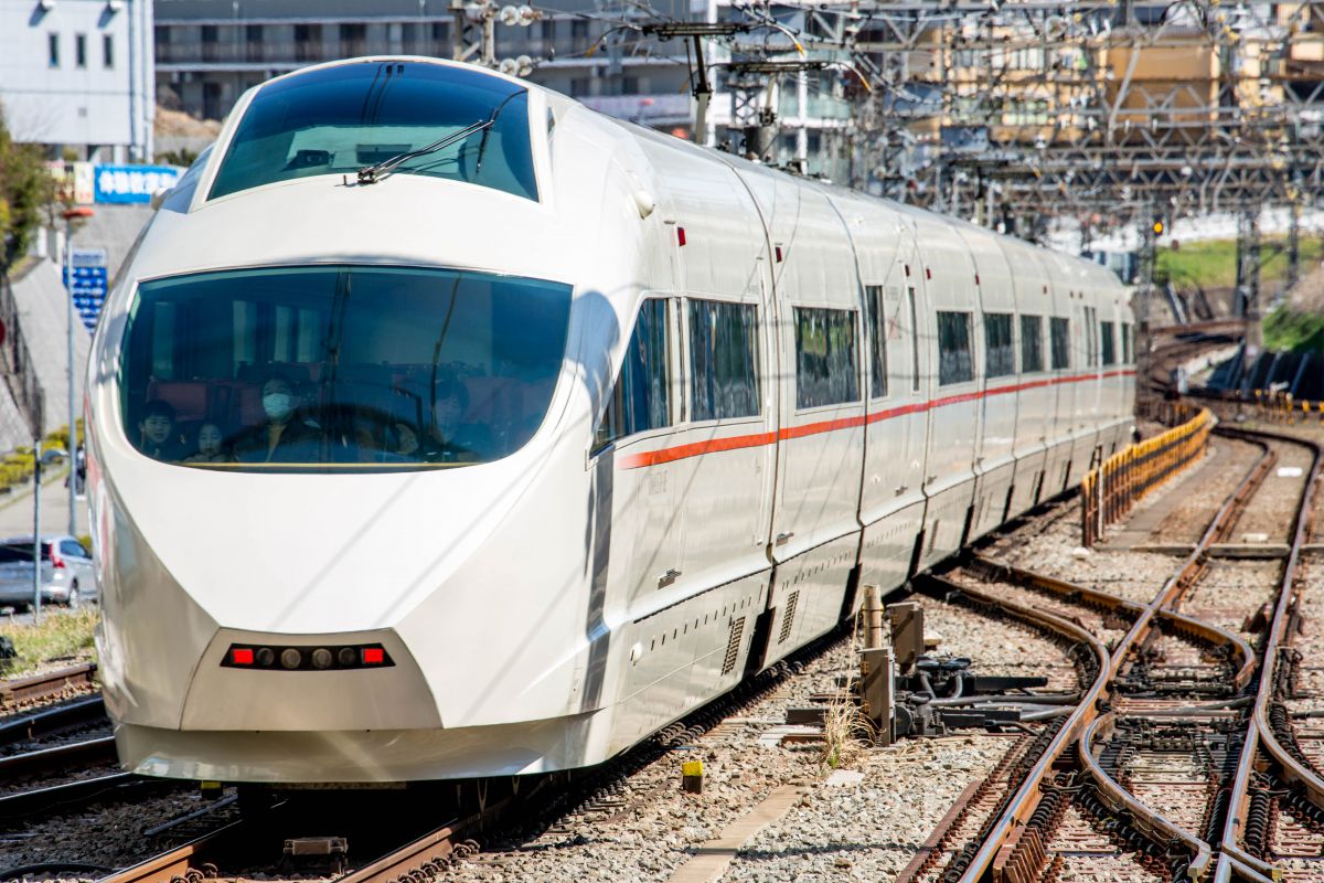 小田急ロマンスカー「VSE」 | GANREF