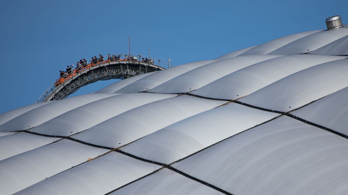 On the roof of Tokyo Dome | GANREF