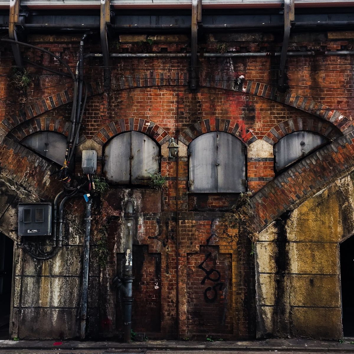 brick and iron | GANREF