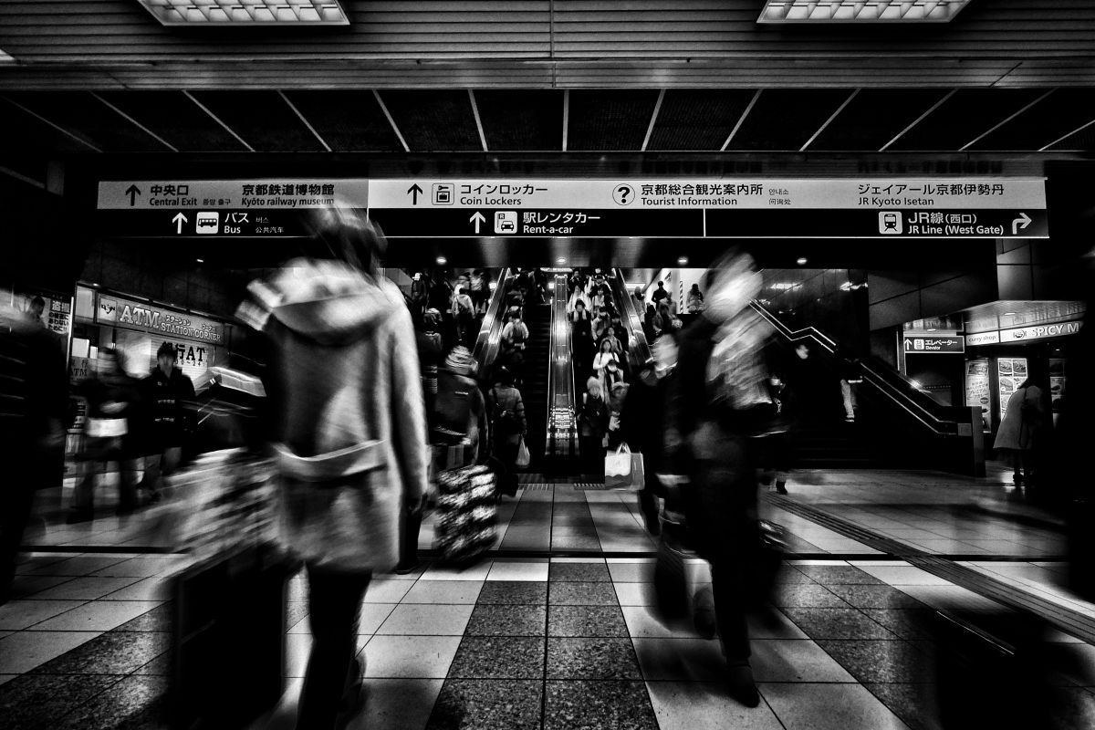 Crowd Cloud City | GANREF