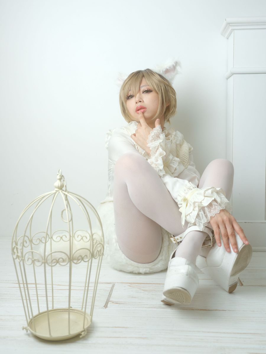 House Studio #010 | GANREF