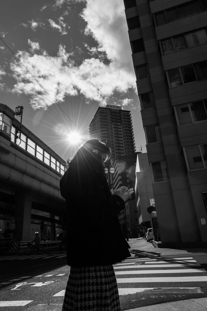 Under the scorching sun | GANREF