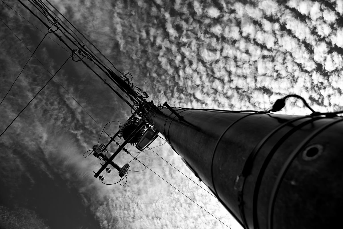 Power pole & line | GANREF