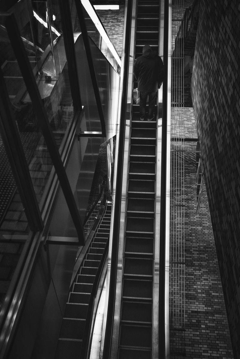 Underground | GANREF