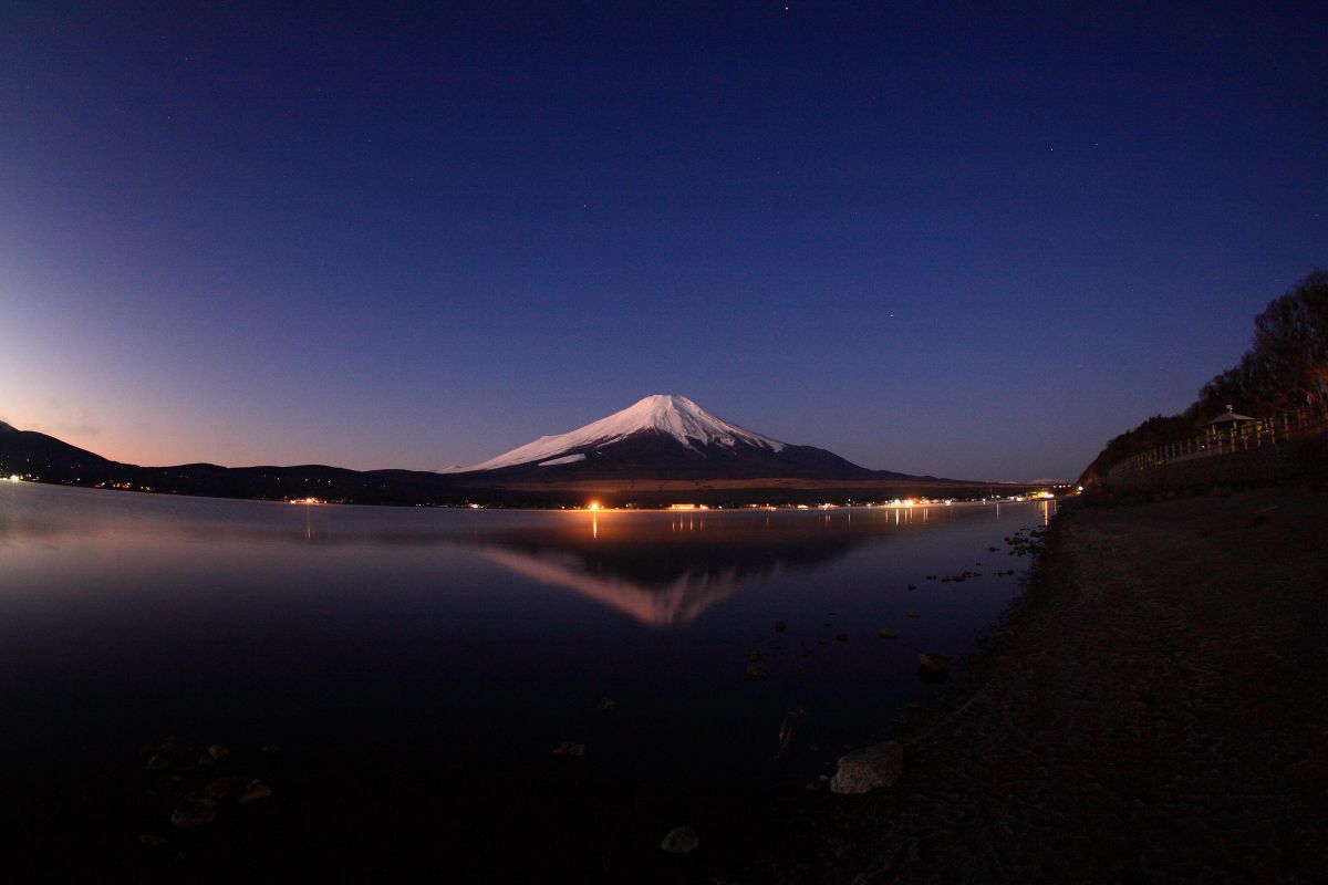闇の中のMt.Fuji・・・。 | GANREF