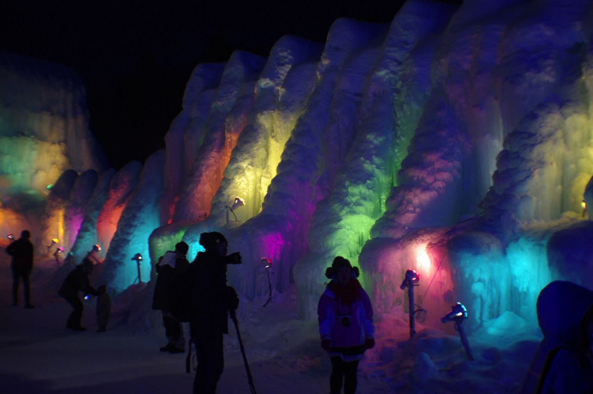 COLORED SPOTS | GANREF