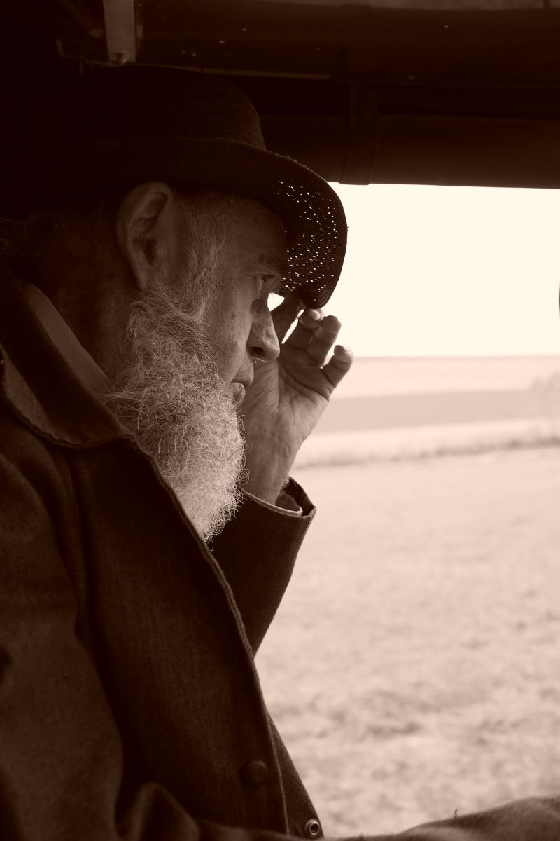 - BUGGY MAN - | GANREF