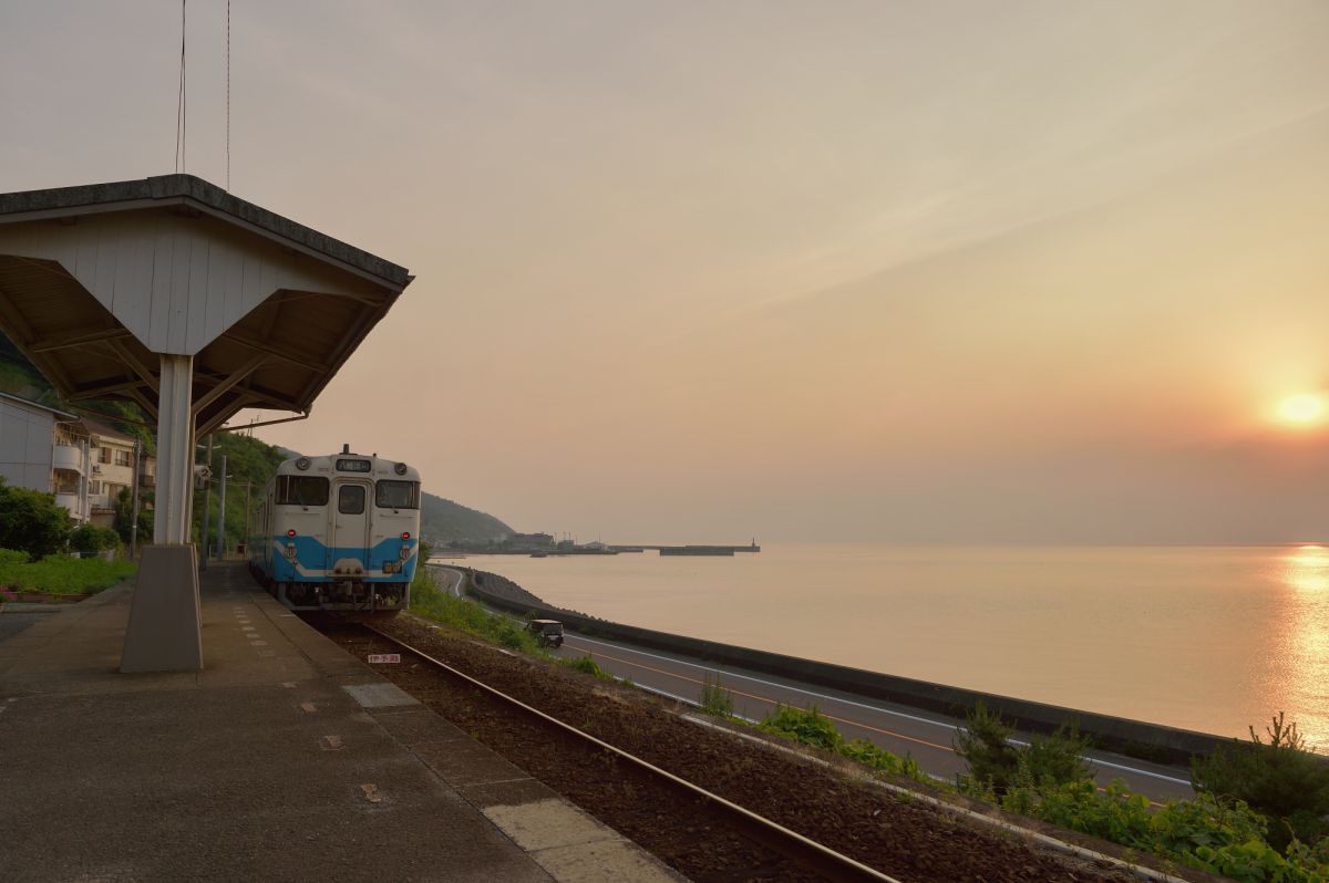 SUNSET STORY | GANREF