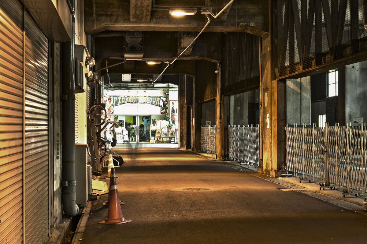 Deep in Osaka | GANREF