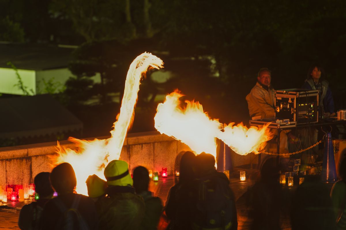 Fire Show Like a Dragon | GANREF