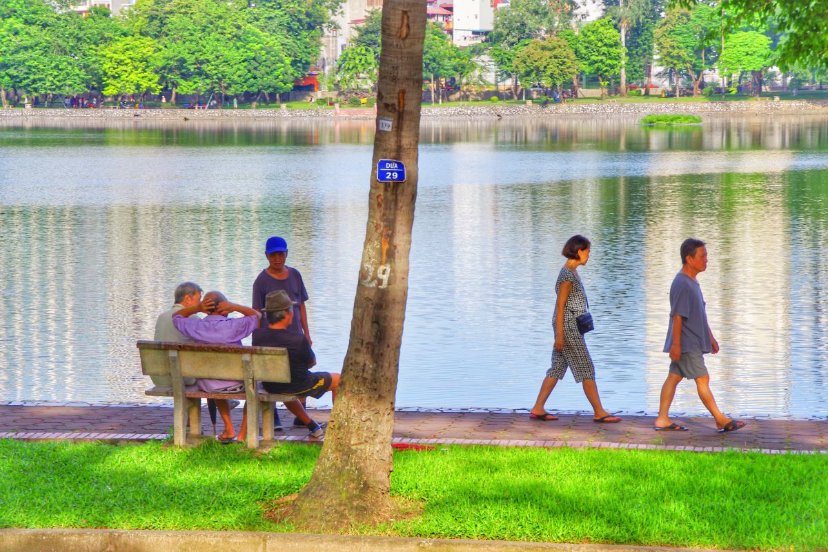 Walk and talk | GANREF