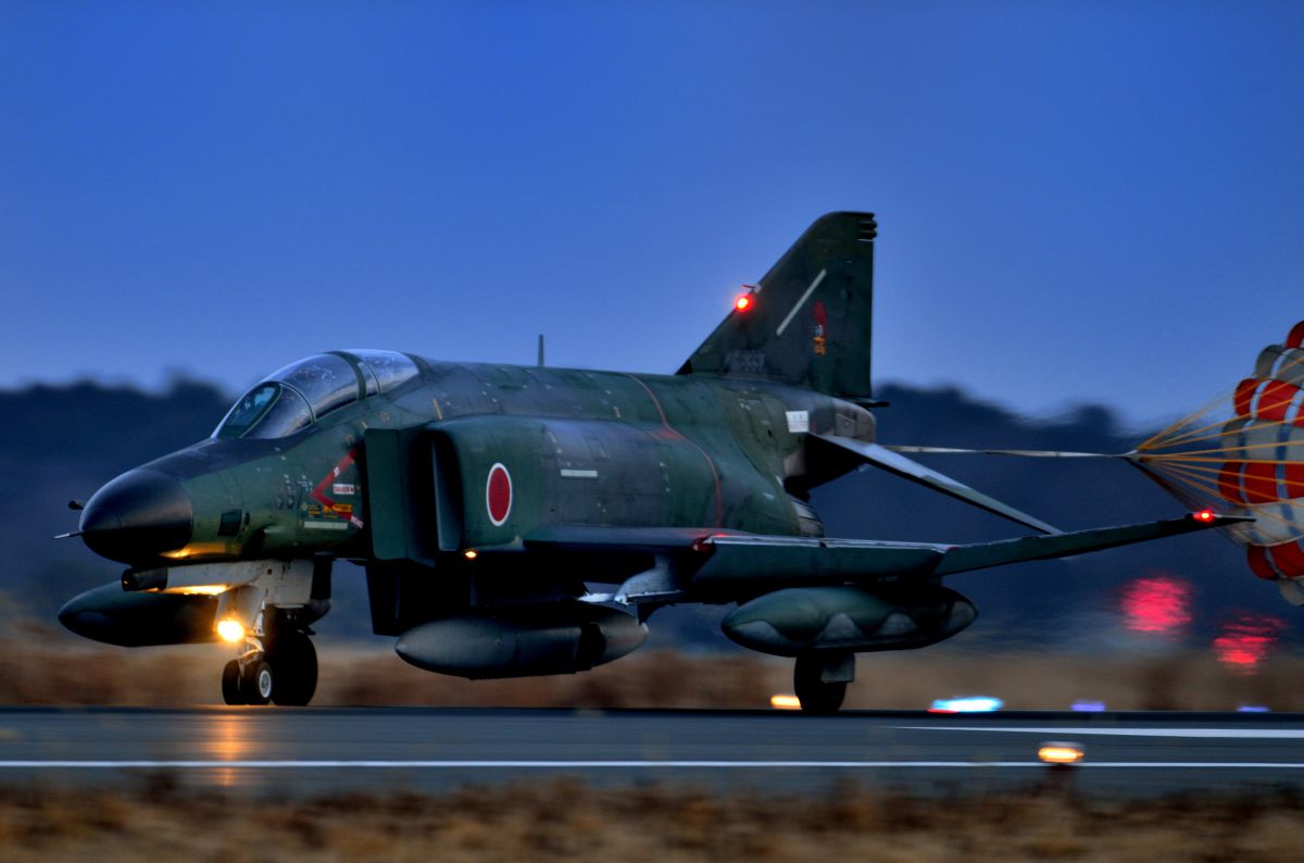RF-4EJ着陸 | GANREF