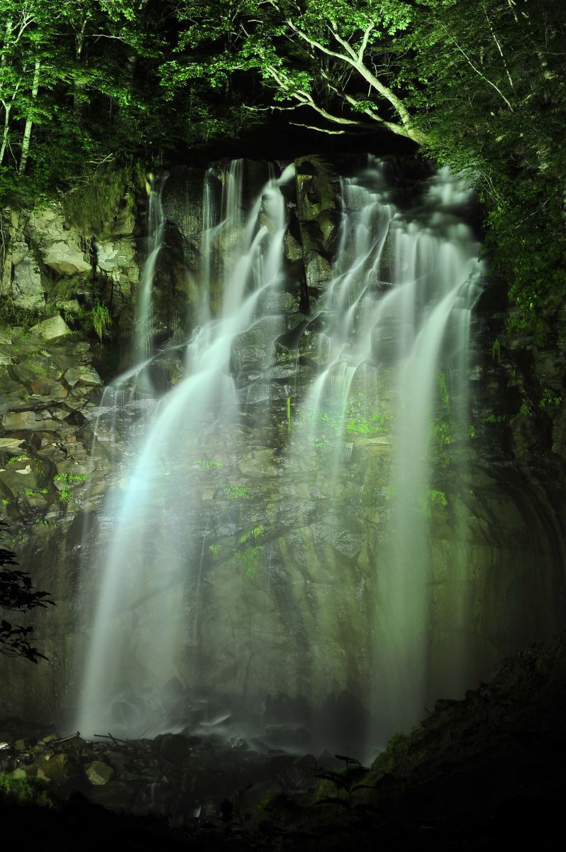 Midnight waterfall | GANREF