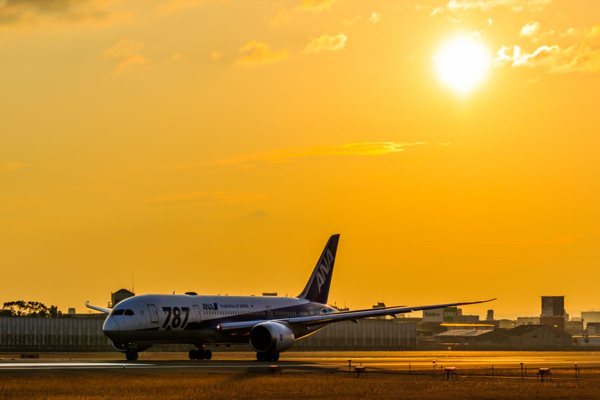 Morning sun@B787 | GANREF