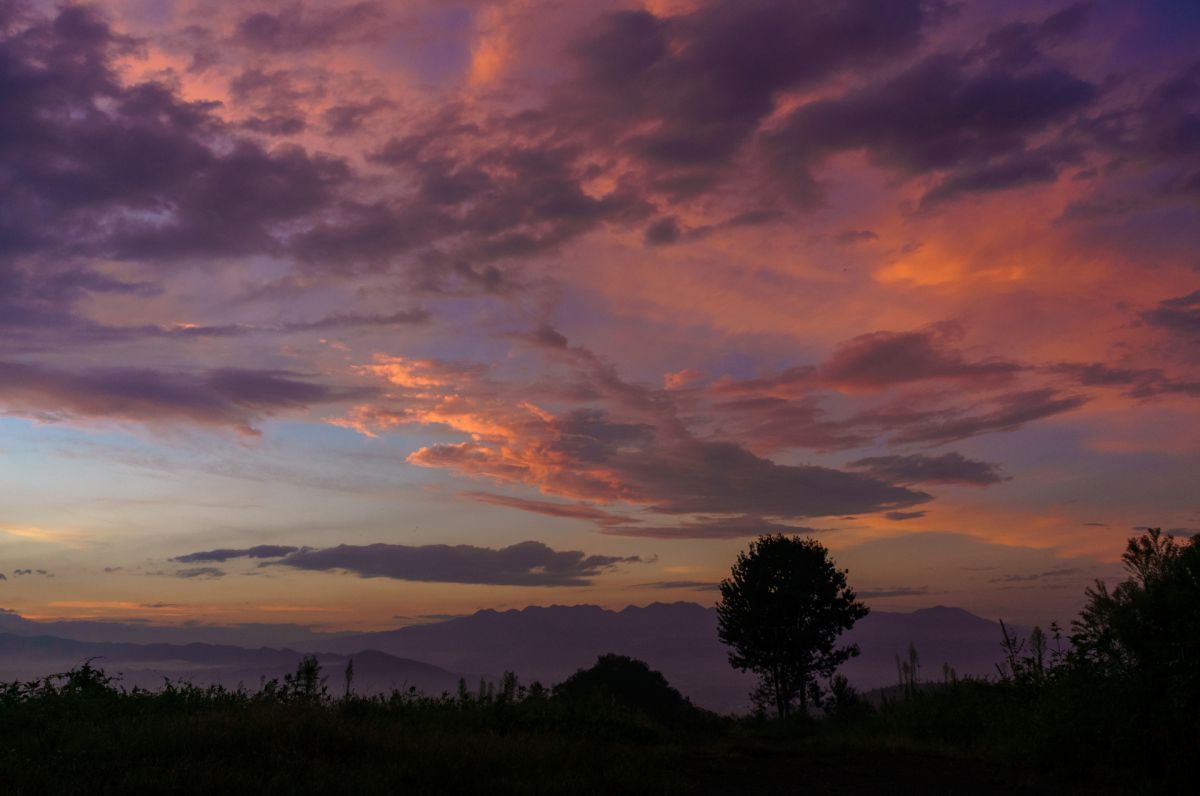 雨上がりの夕空に ～ The Evening Sky After Rain | GANREF
