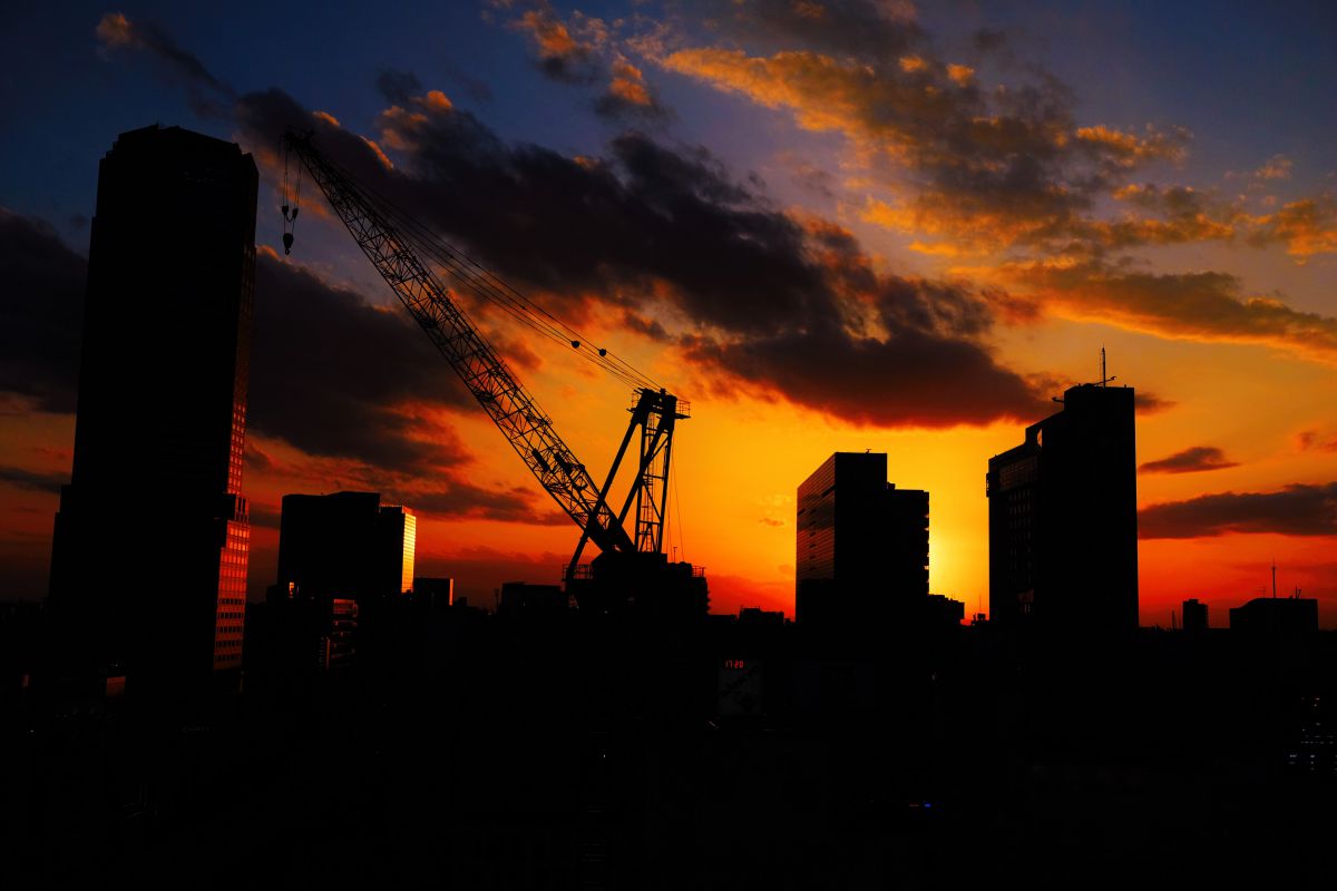 Under Sibuya | GANREF