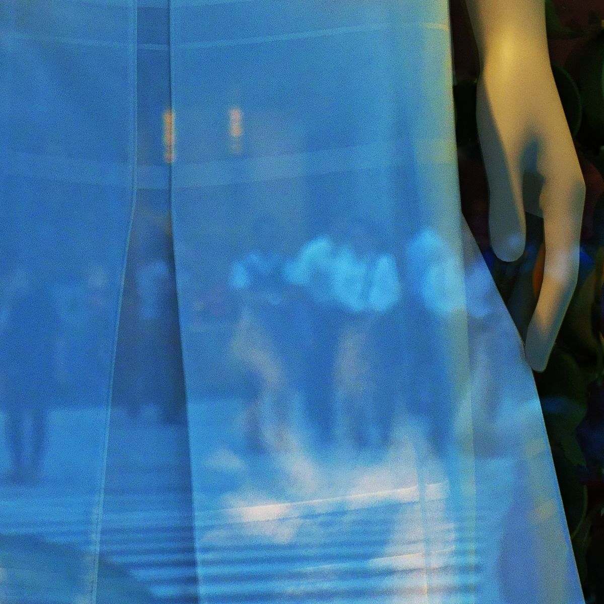 構成-93／With the left hand of Raphael | GANREF