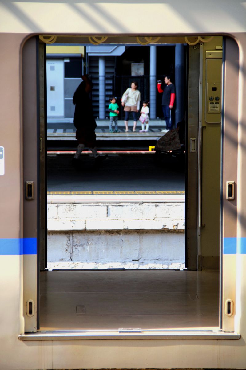 扉の向こう | GANREF