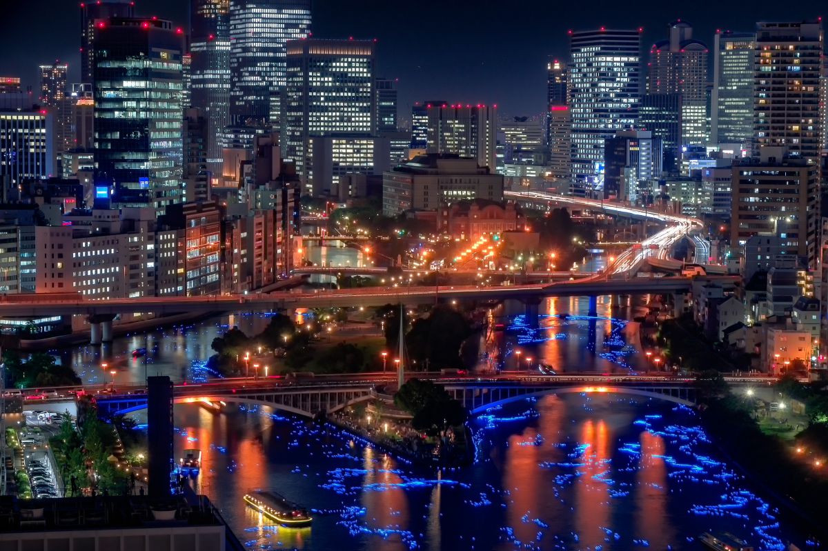 Skyscraper Milky Way | GANREF