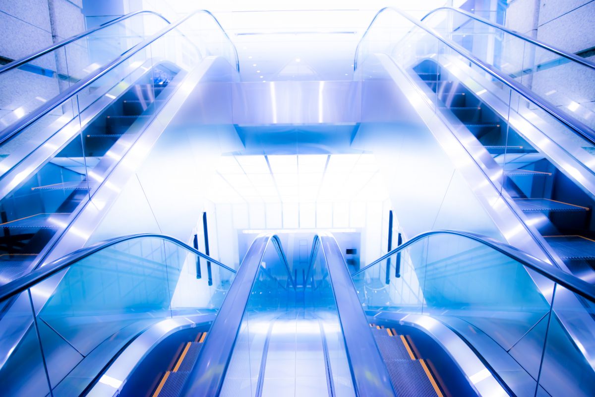 four escalators | GANREF