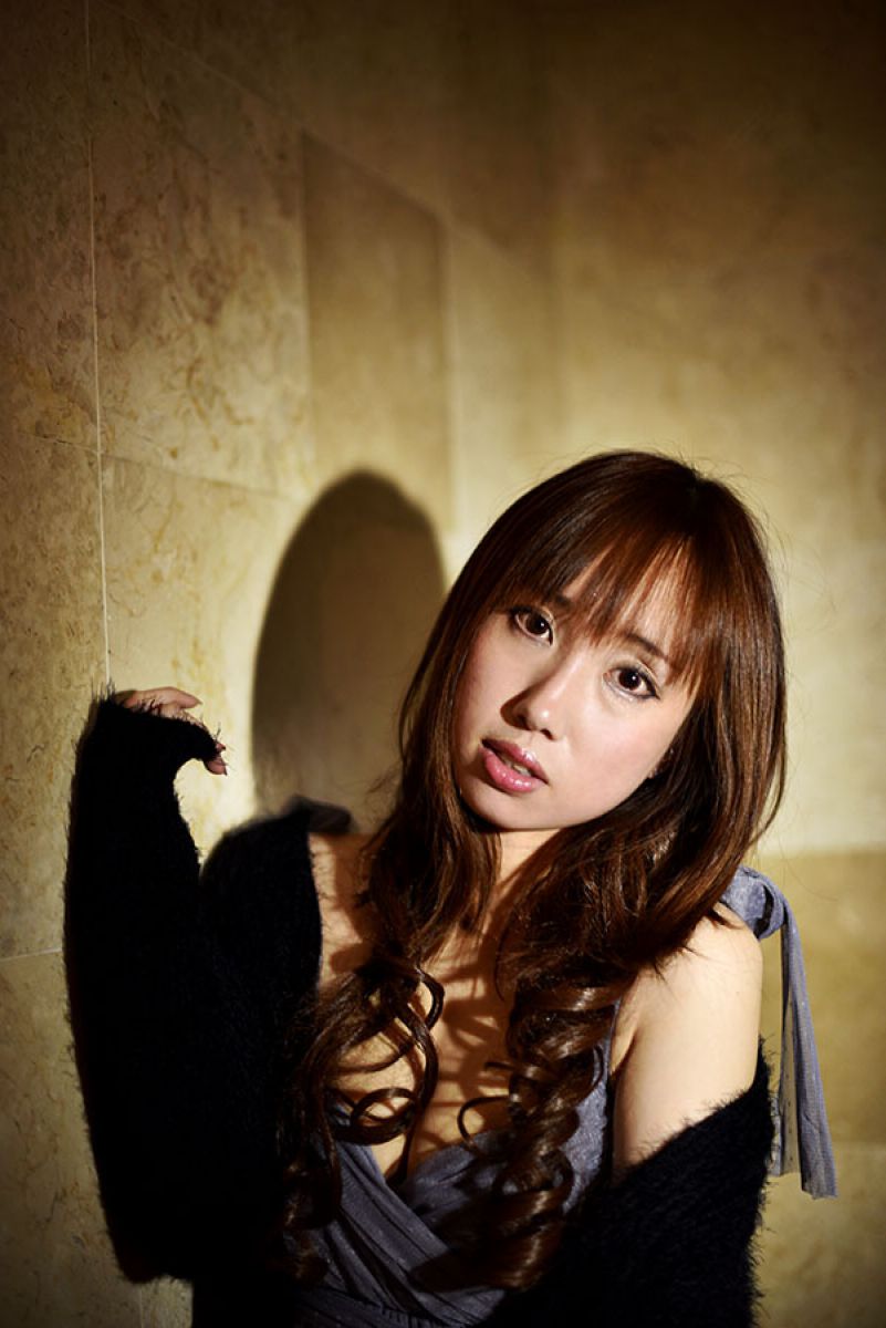 She came in through the bathroom window6 | GANREF