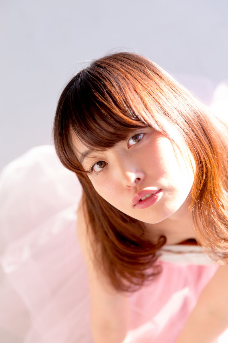 どこ見てる？ | GANREF