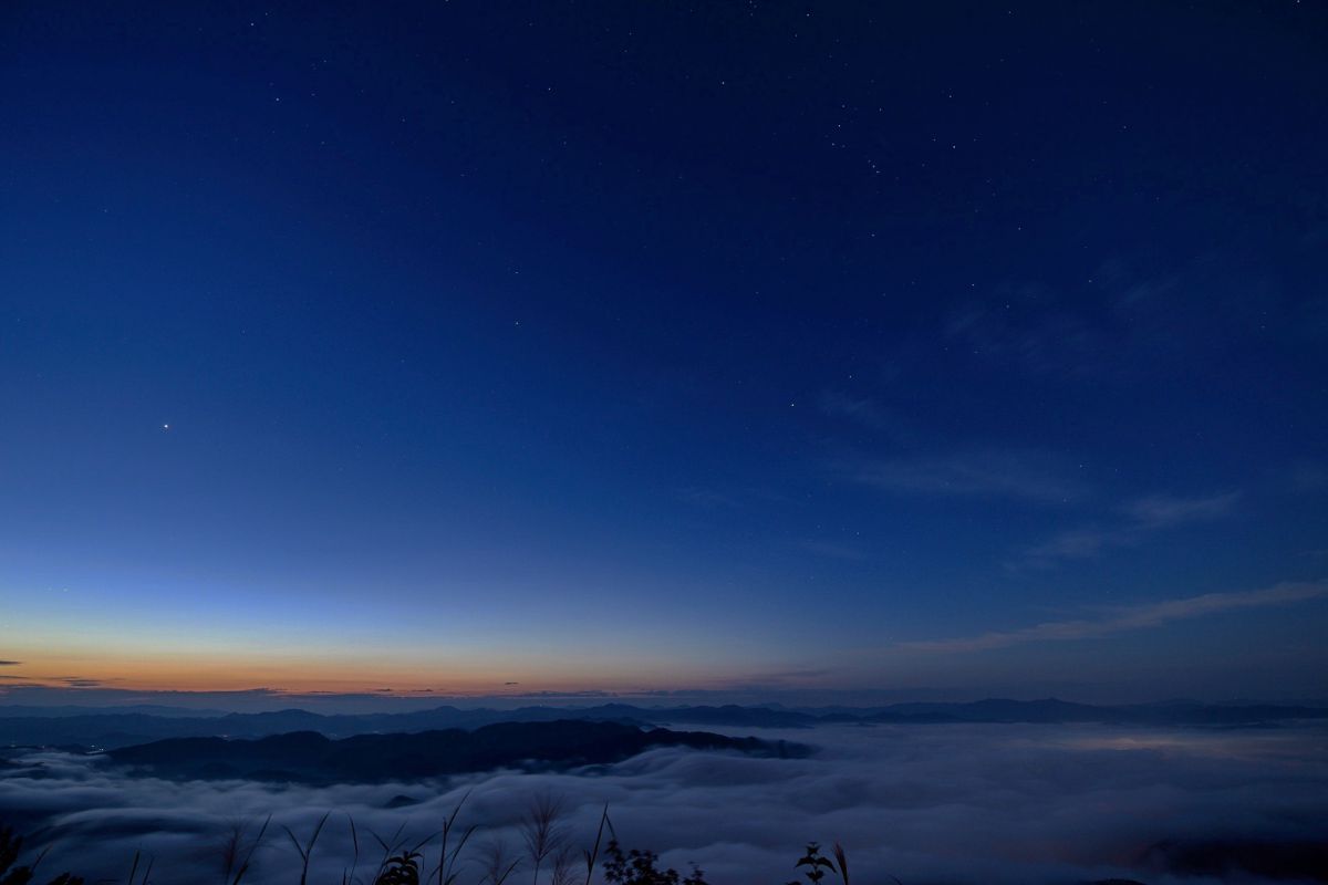 夜明け前のblue sky | GANREF