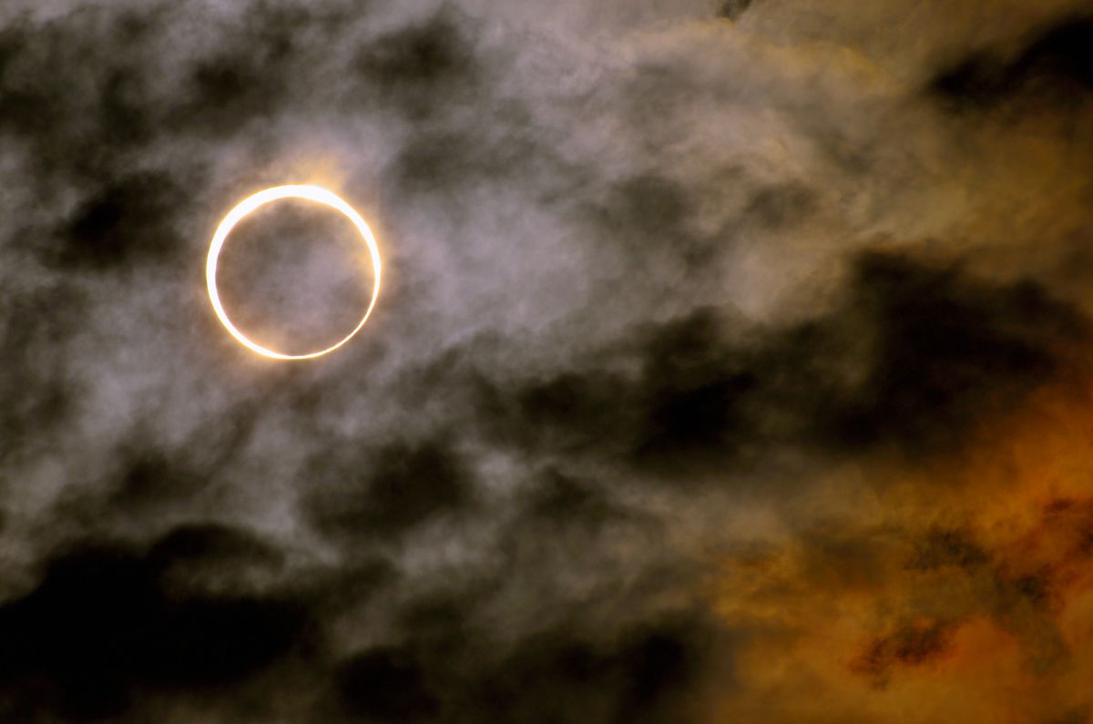 Shining Ring | GANREF