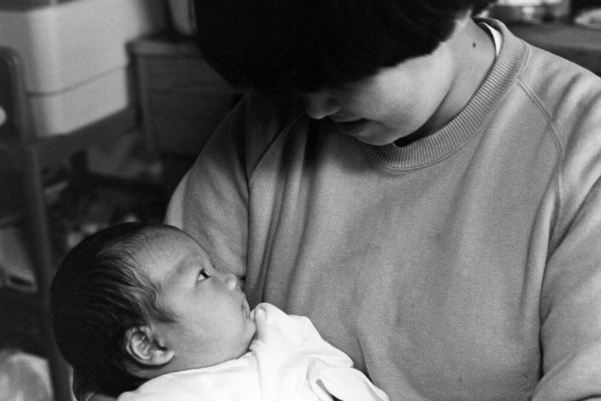 Mother and her baby | GANREF