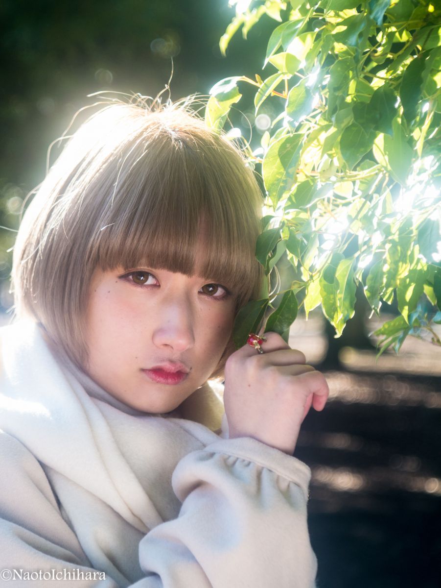 見つめられて | GANREF