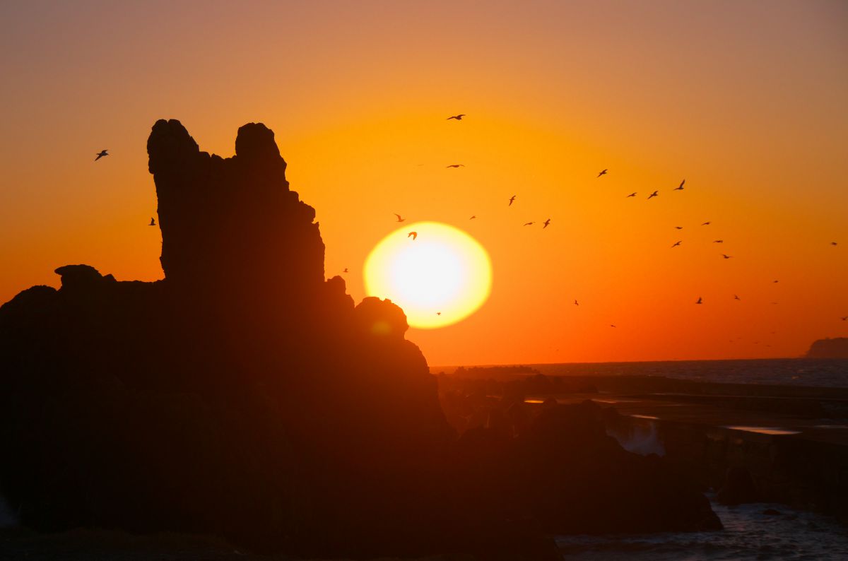 Sunset at doggy rock | GANREF