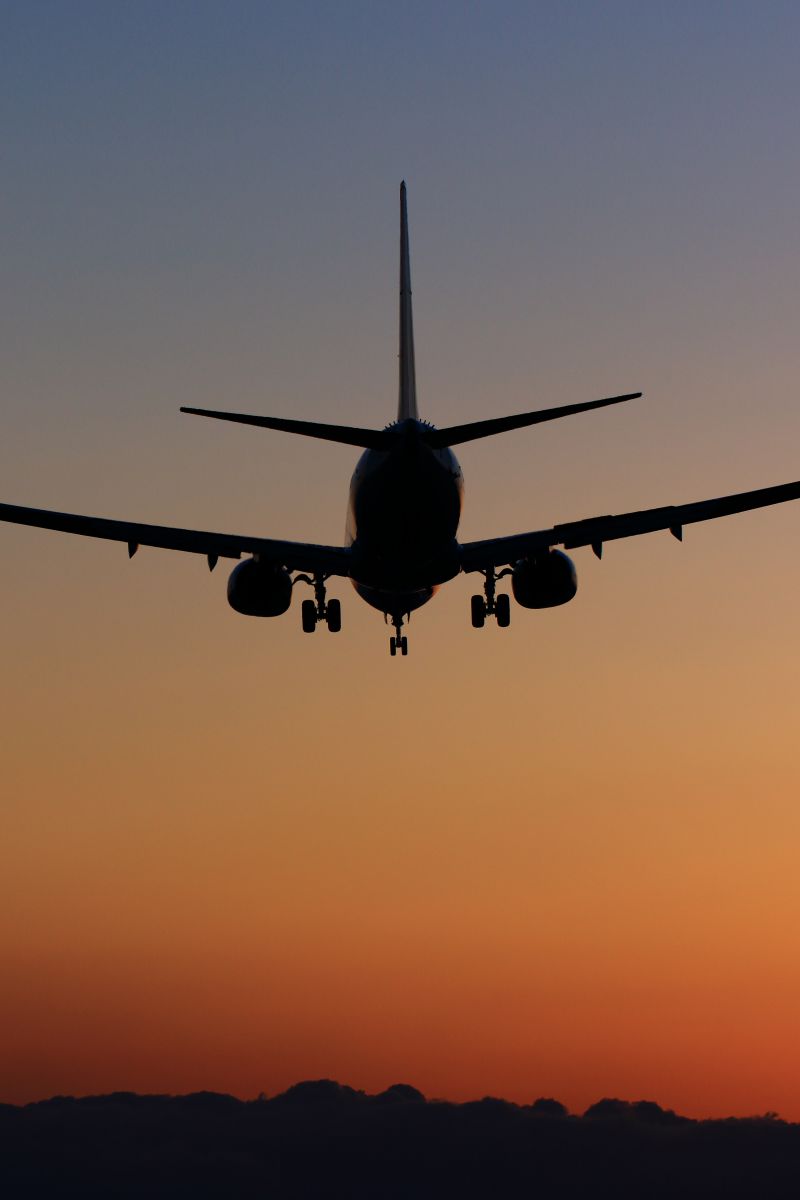 シルエット737 | GANREF