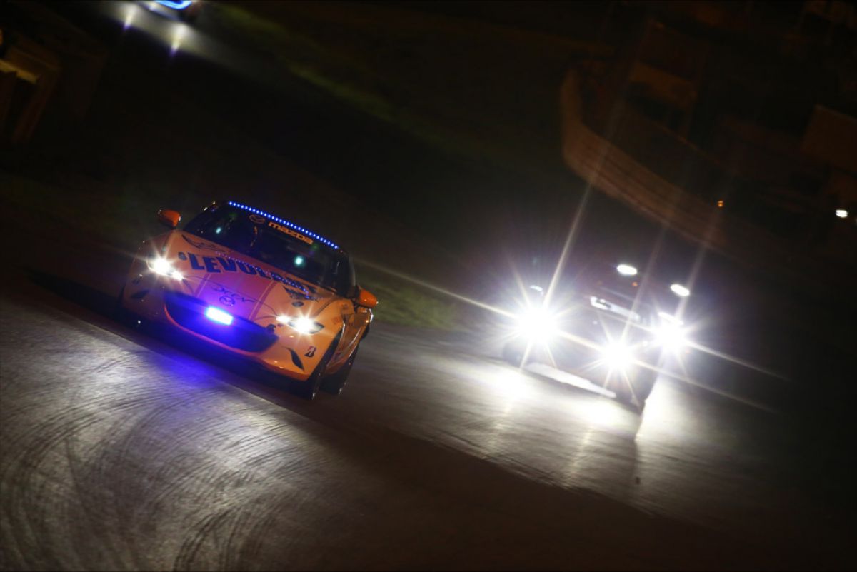 1DX_0370.jpg | GANREF