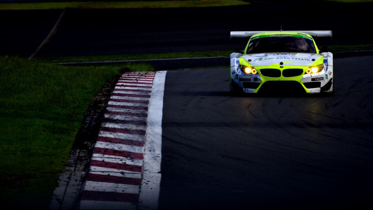 REAF REAL ESTATE KiiVA BMW Z4 GT3 | GANREF