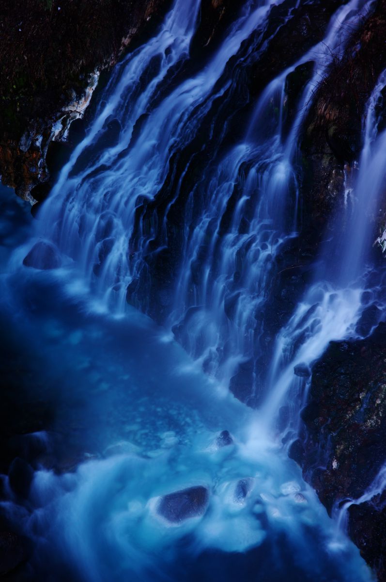Blue waterfall | GANREF