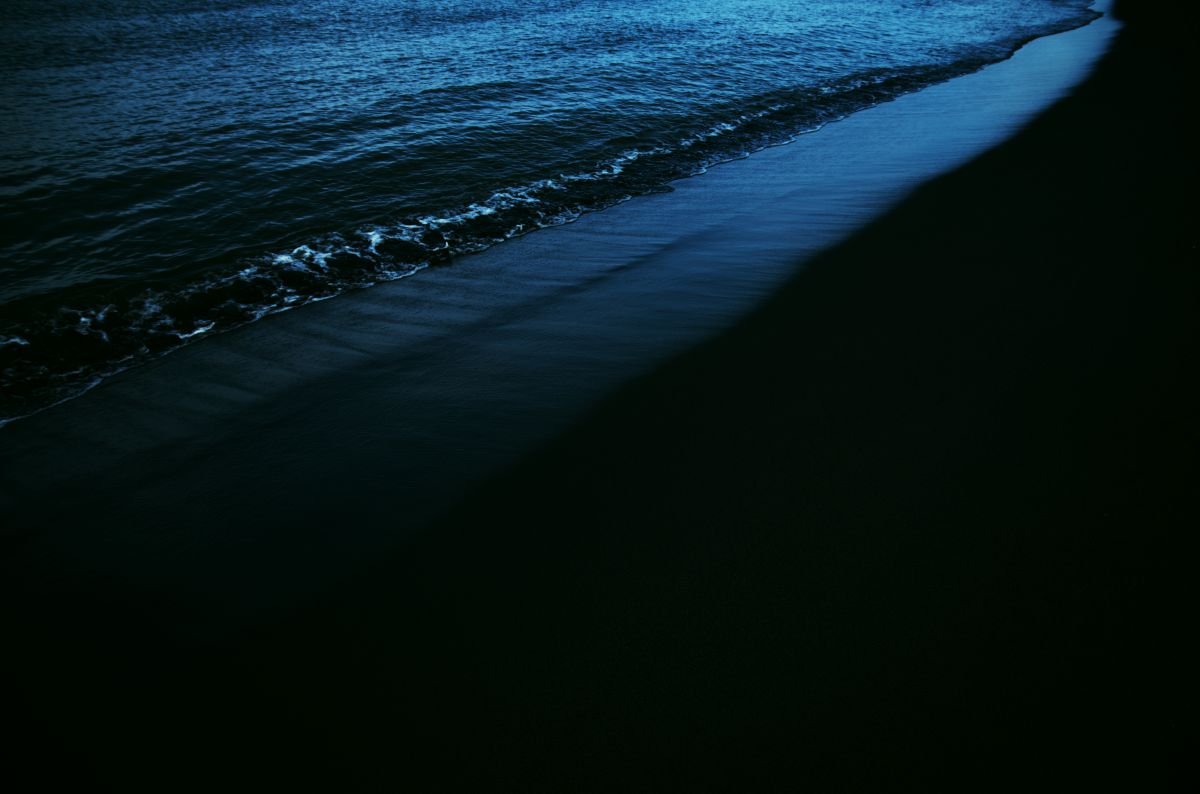 The moment in September of being | GANREF