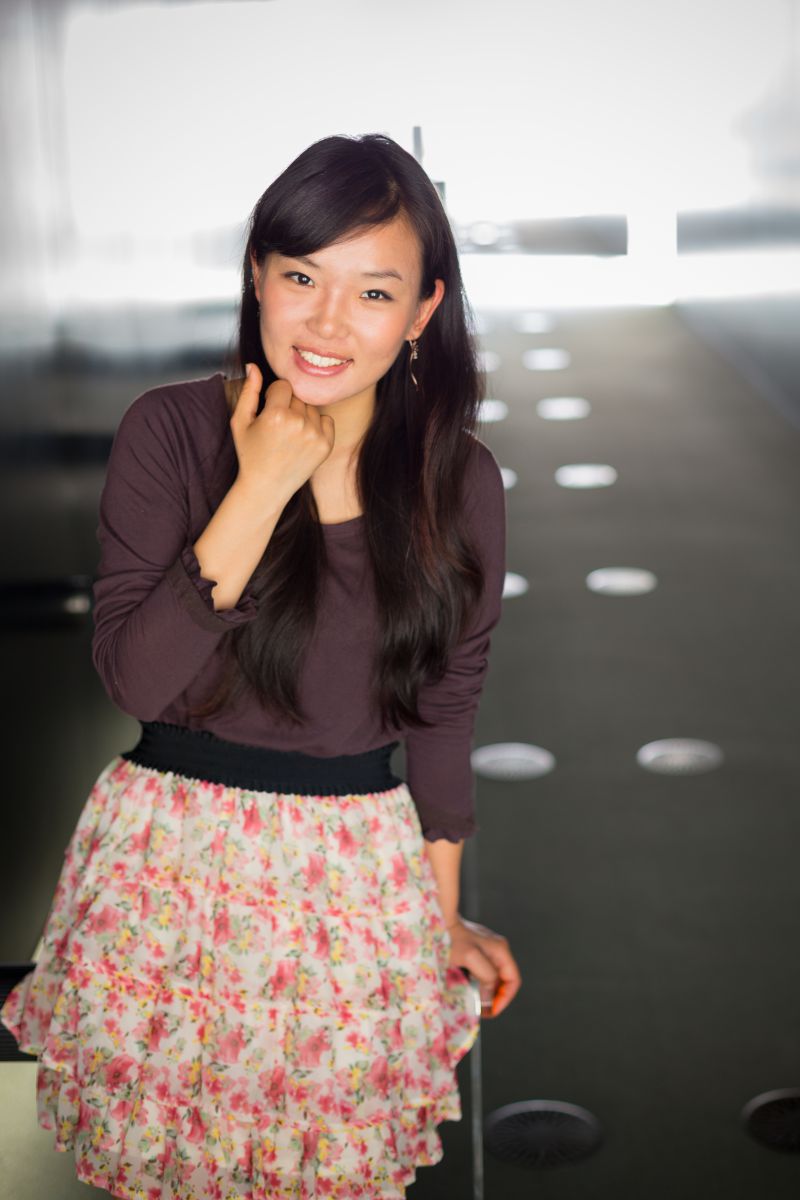 Light in the back | GANREF