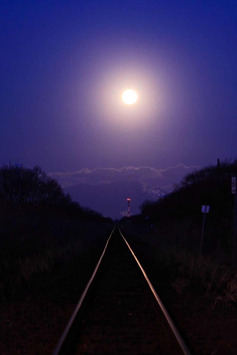 夜明け前 | GANREF