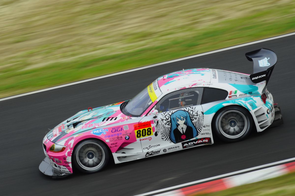 初音ミク BMW Z4 in ポッカGTサマースペシャル | GANREF