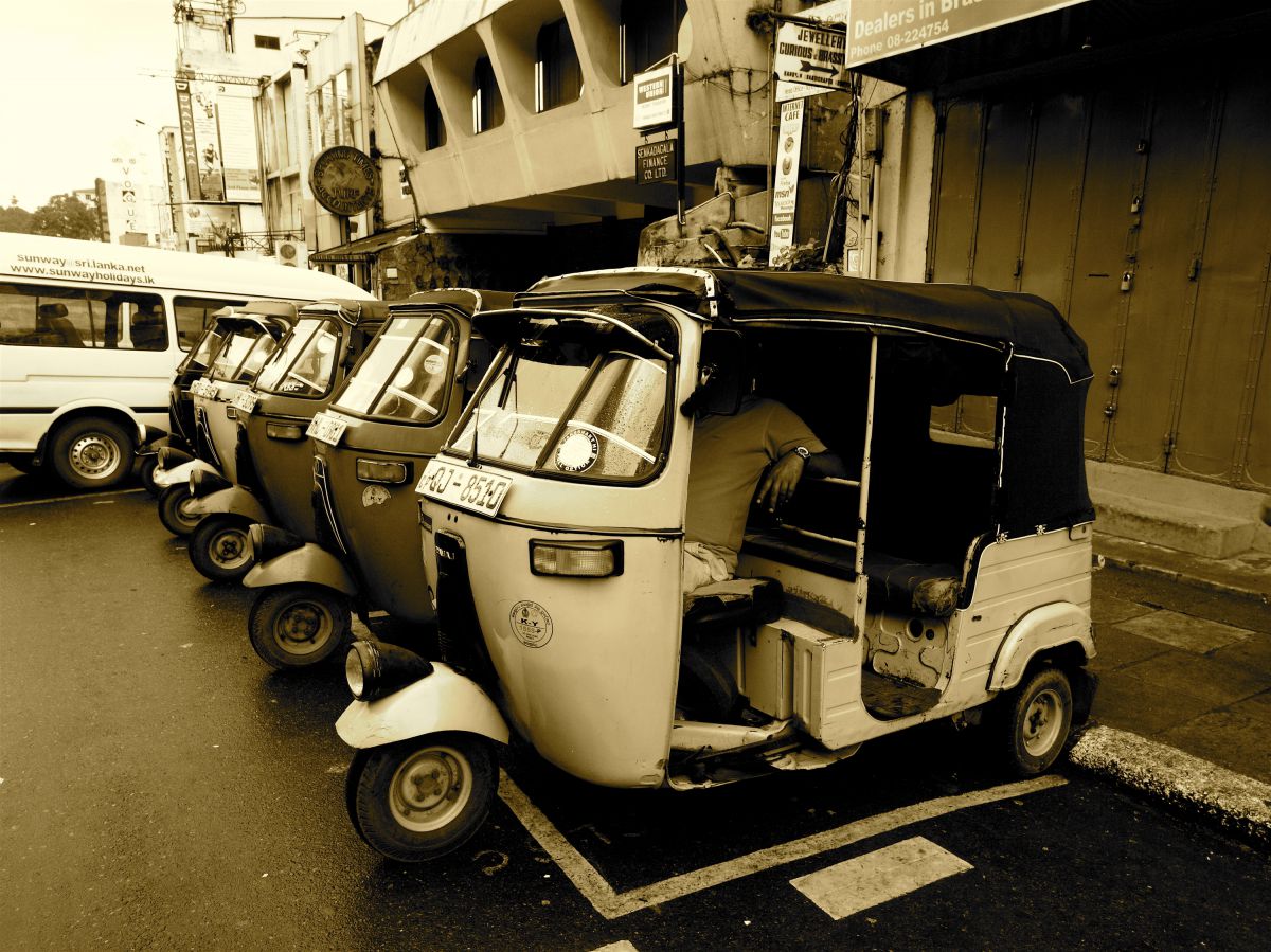 5人そろって・・・？ | GANREF