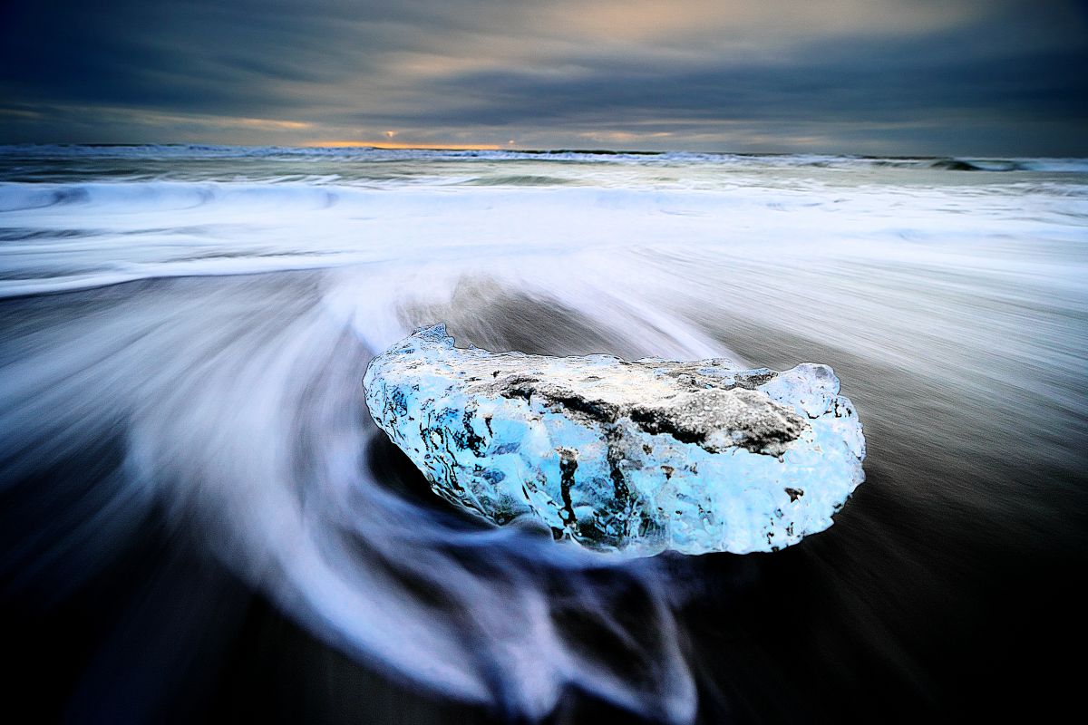 The Tide Is High ll | GANREF