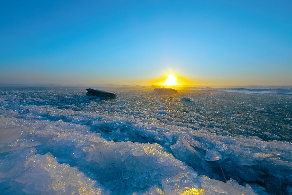 The Sea of Ice | GANREF