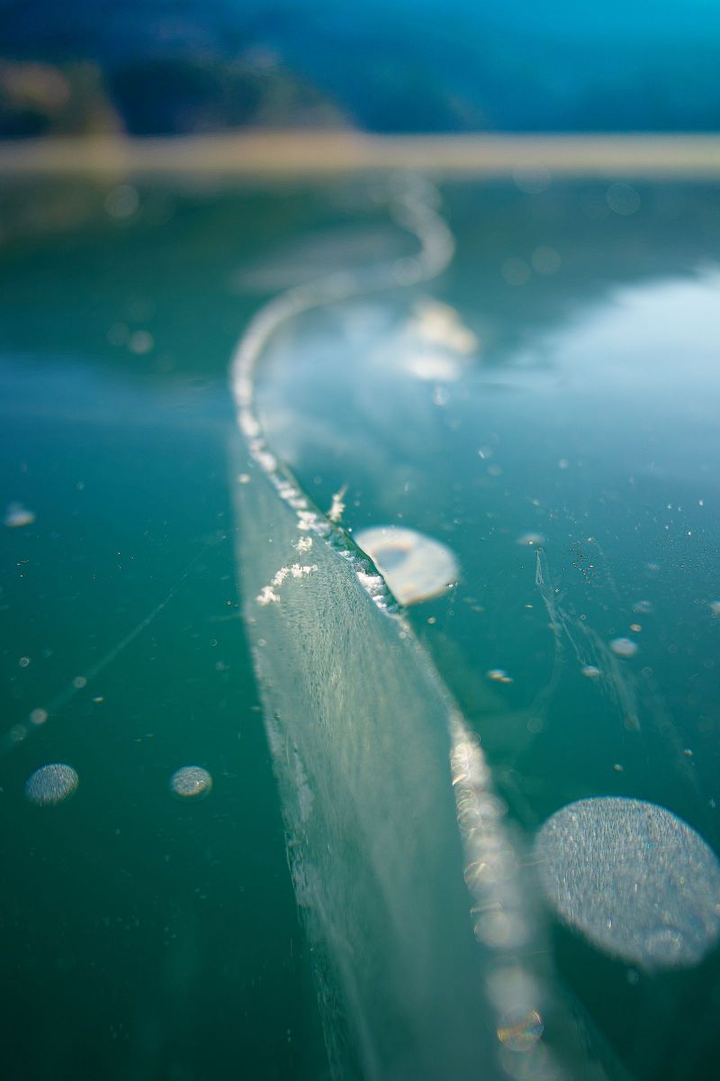 The Long And Winding Crack | GANREF