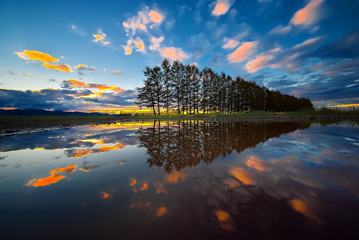 Sunset Reflection | GANREF
