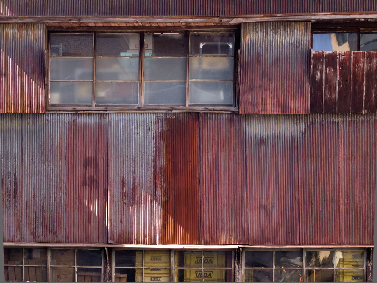 brushed red wall | GANREF